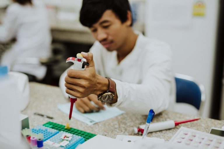 About Us | The Max Foundation